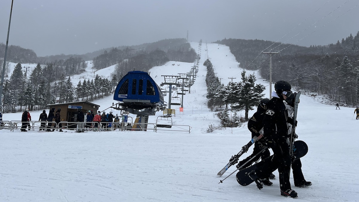 Après le Mont-Sainte-Anne, Stoneham dans la mire | Le téléjournal Québec