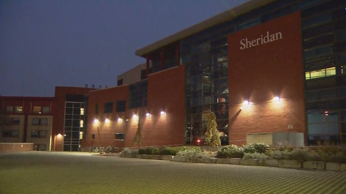 En continu | Toronto | Radio-Canada | Page 401