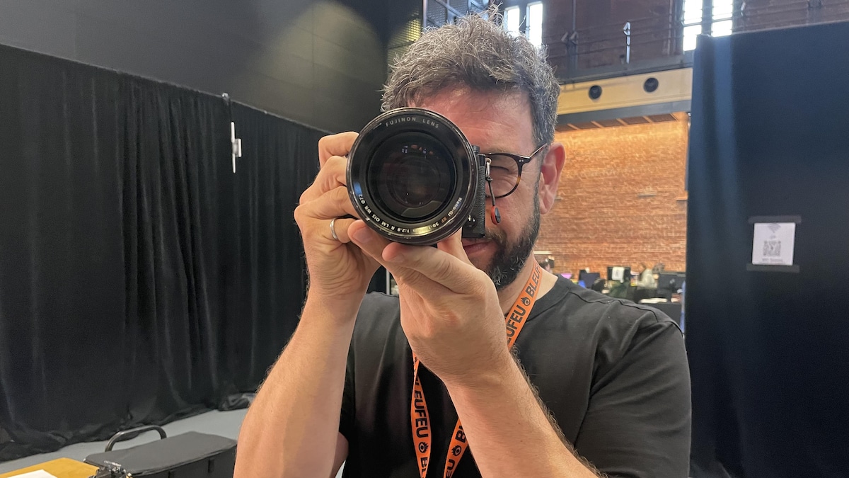 Dans l’œil du photographe officiel du FEQ | Le téléjournal Québec