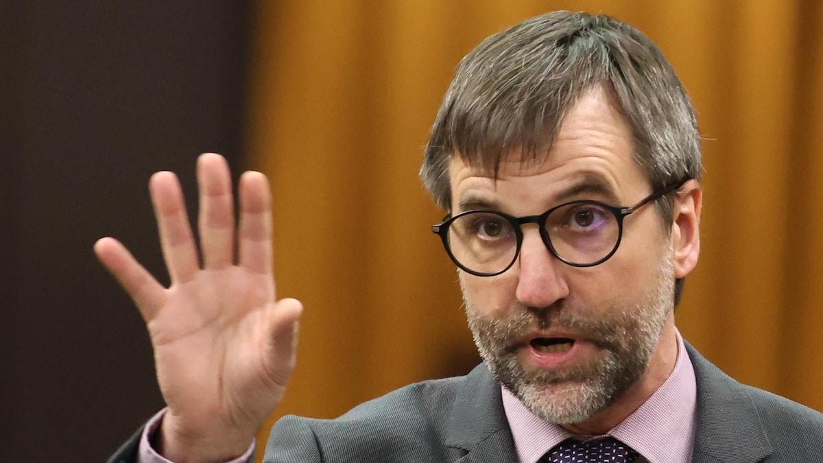 En continu | Ottawa-Gatineau | Radio-Canada | Page 180