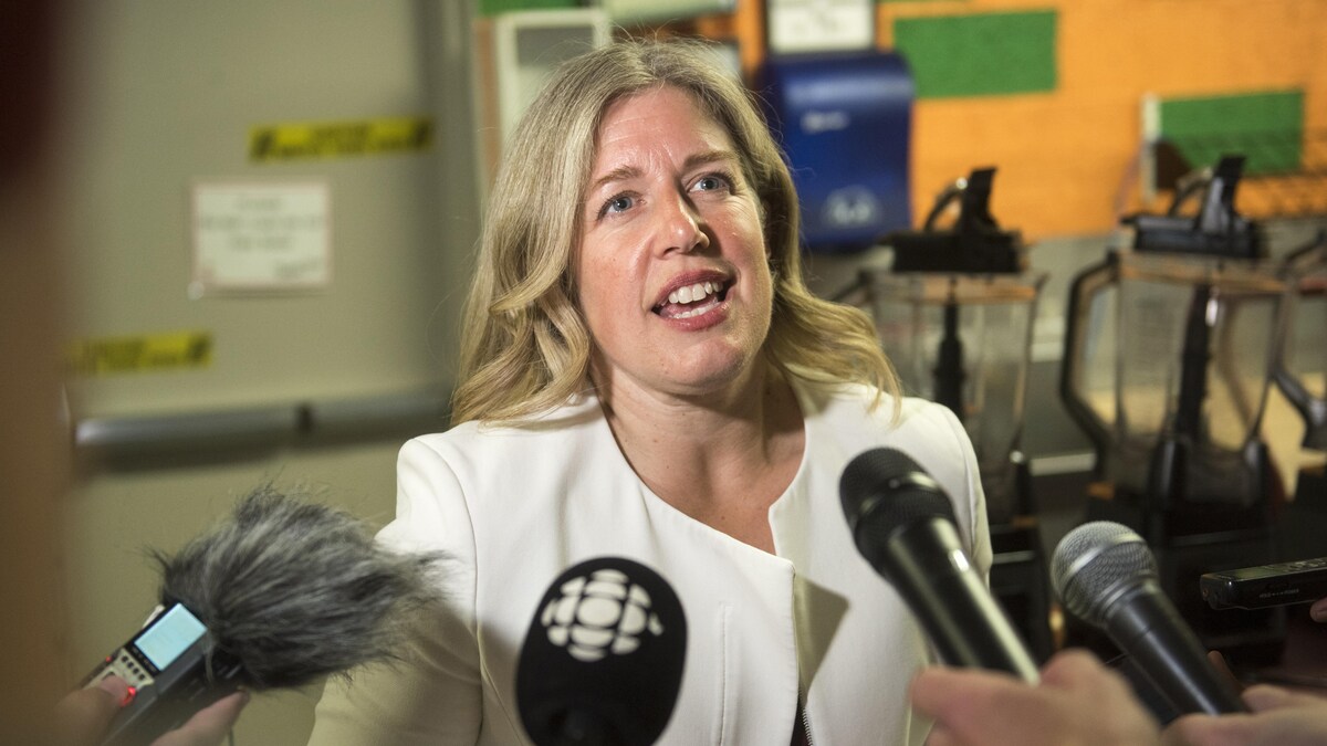 Susan Holt réitère qu’elle modifiera la controversée politique 713 de ...