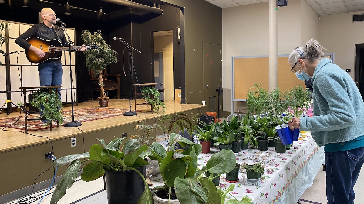 En continu | Manitoba | Radio-Canada | Page 324