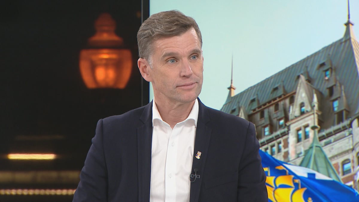 Bruno Marchand présente le budget 2025 de la Ville de Québec | Le ...