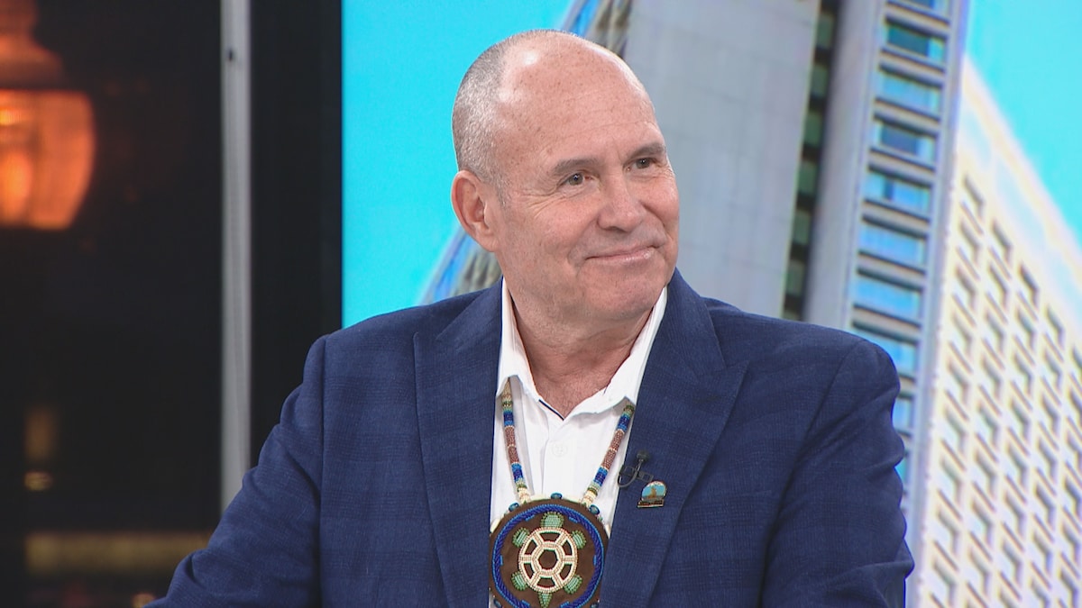 Achat du Hilton : Pierre Picard, le grand chef de la Nation huronne ...