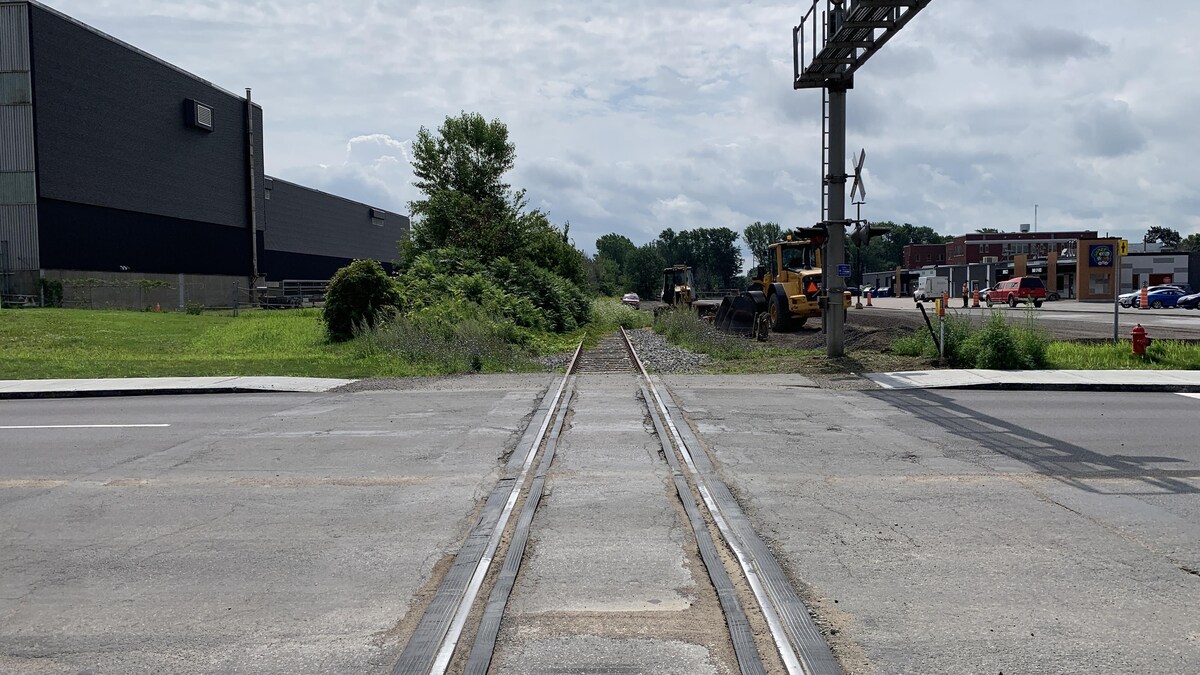 Un accès vélo et piétonnier coupé en deux à Trois-Rivières | Le ...