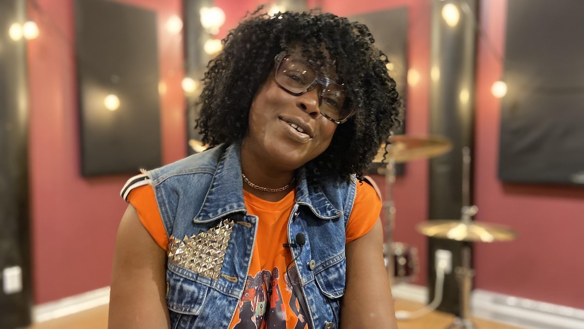 Valérie Clio lance son nouvel album | Le téléjournal Québec