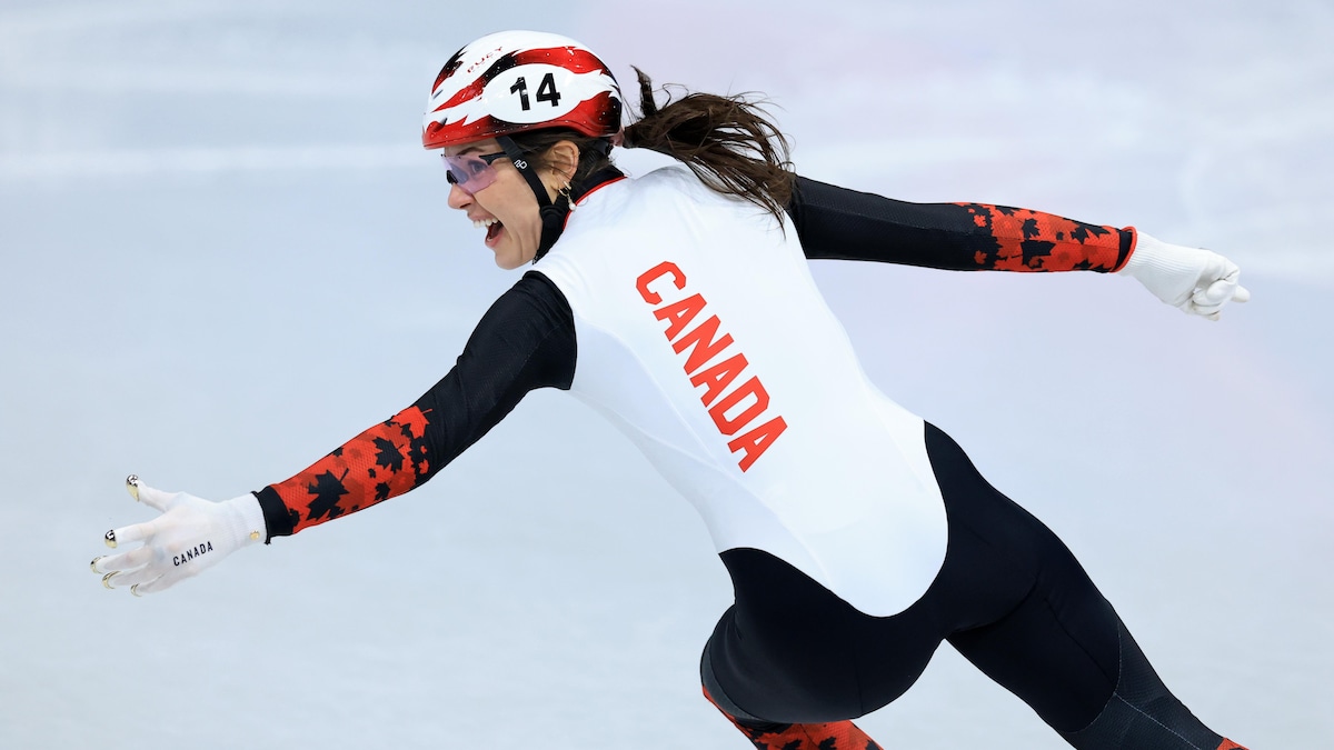 Le bronze pour Courtney Sarault au 500 m | ICI Télé | Radio-Canada