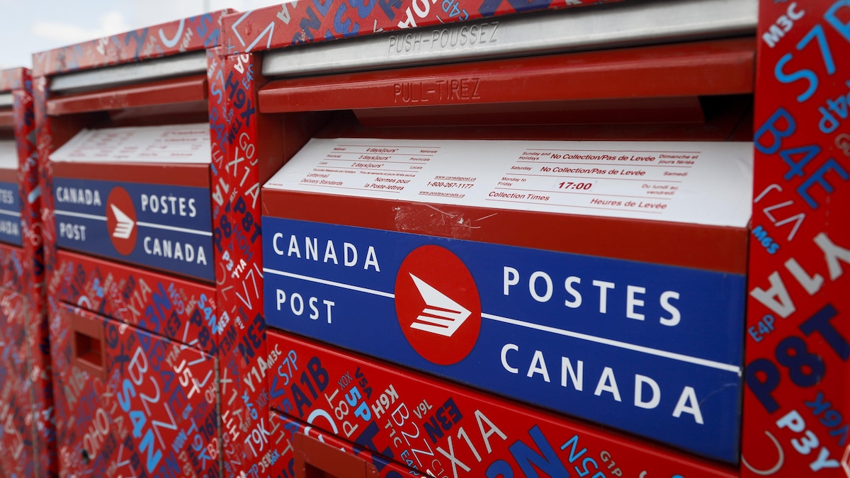 Les employés de Postes Canada en grève tournante. la livraison de ...
