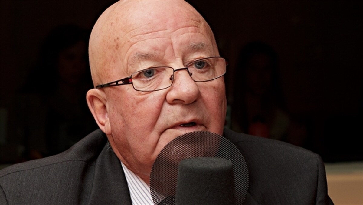 Entrevue avec l'ancien ministre Guy Chevrette | Le téléjournal Saguenay ...