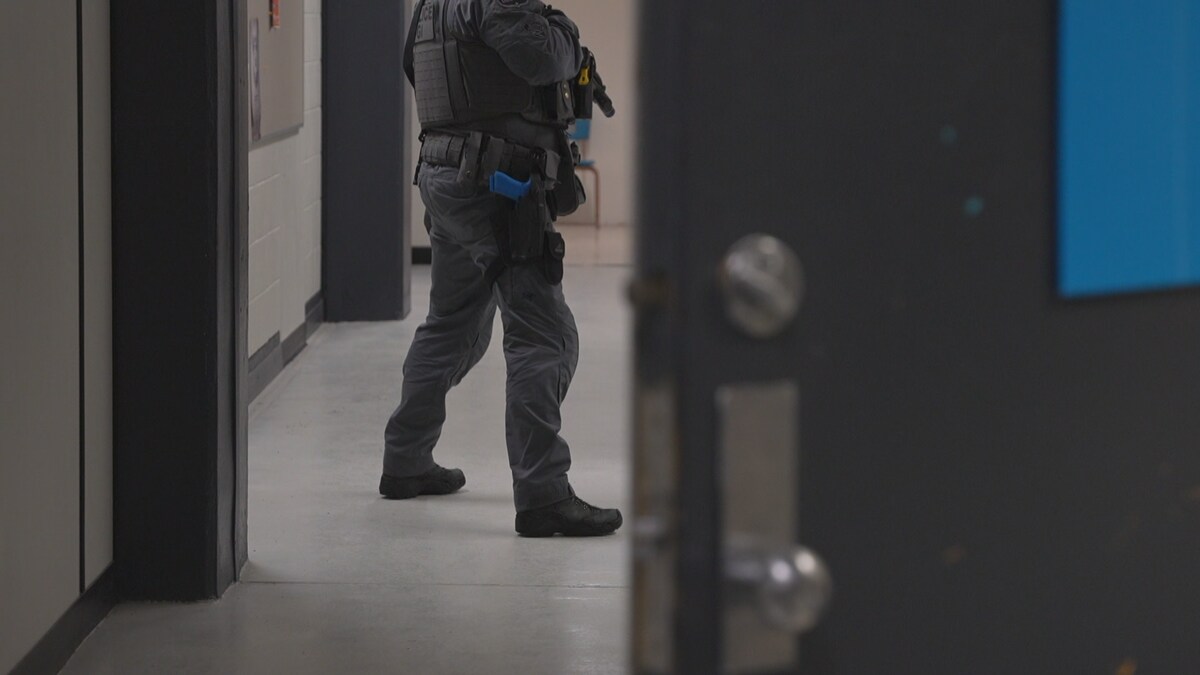 Dans les coulisses de l'équipe SWAT du Service de police de Gatineau ...