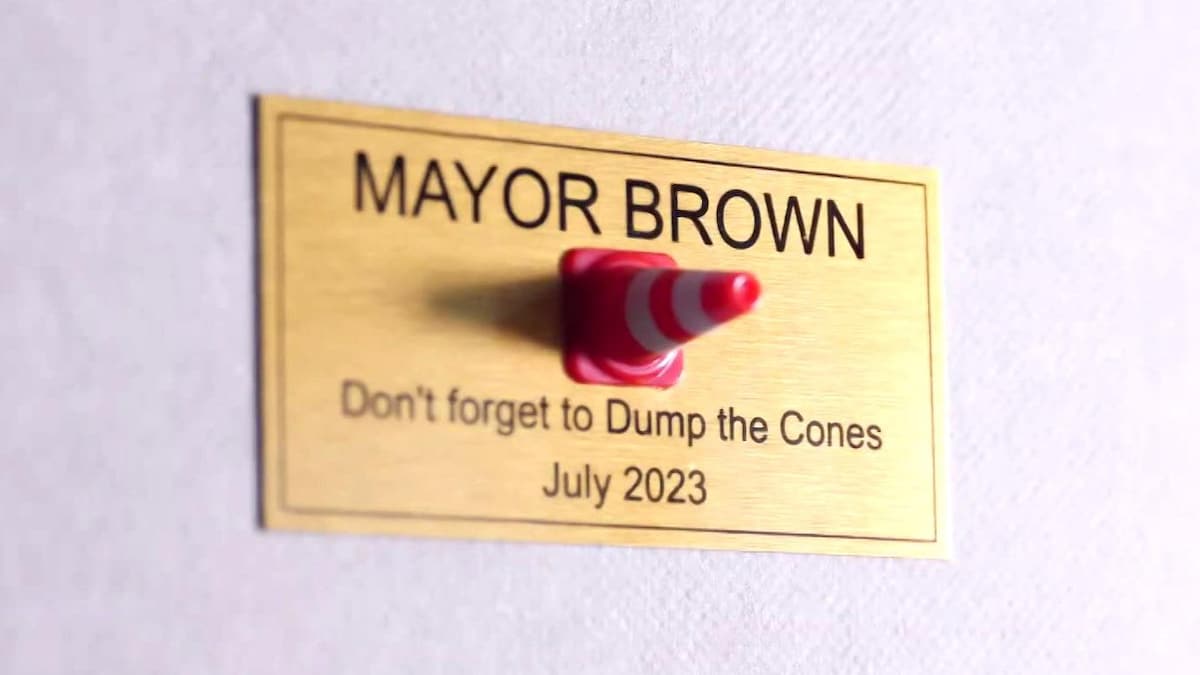 La guerre aux cônes orange en Nouvelle-Zélande | Infoman