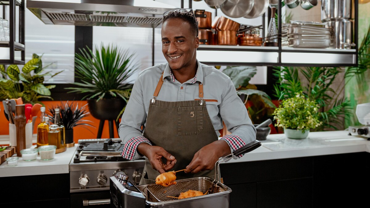 Épisode du jeudi 23 février 2023 | 5 chefs dans ma cuisine