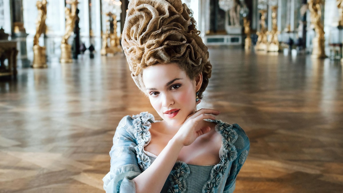 Marie-Antoinette - Emilia Schüle | Marie-Antoinette