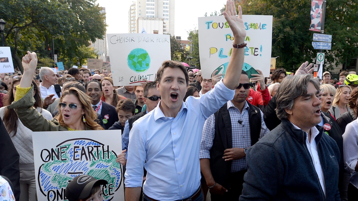 Marche pour le climat : Justin Trudeau chahuté par des manifestants