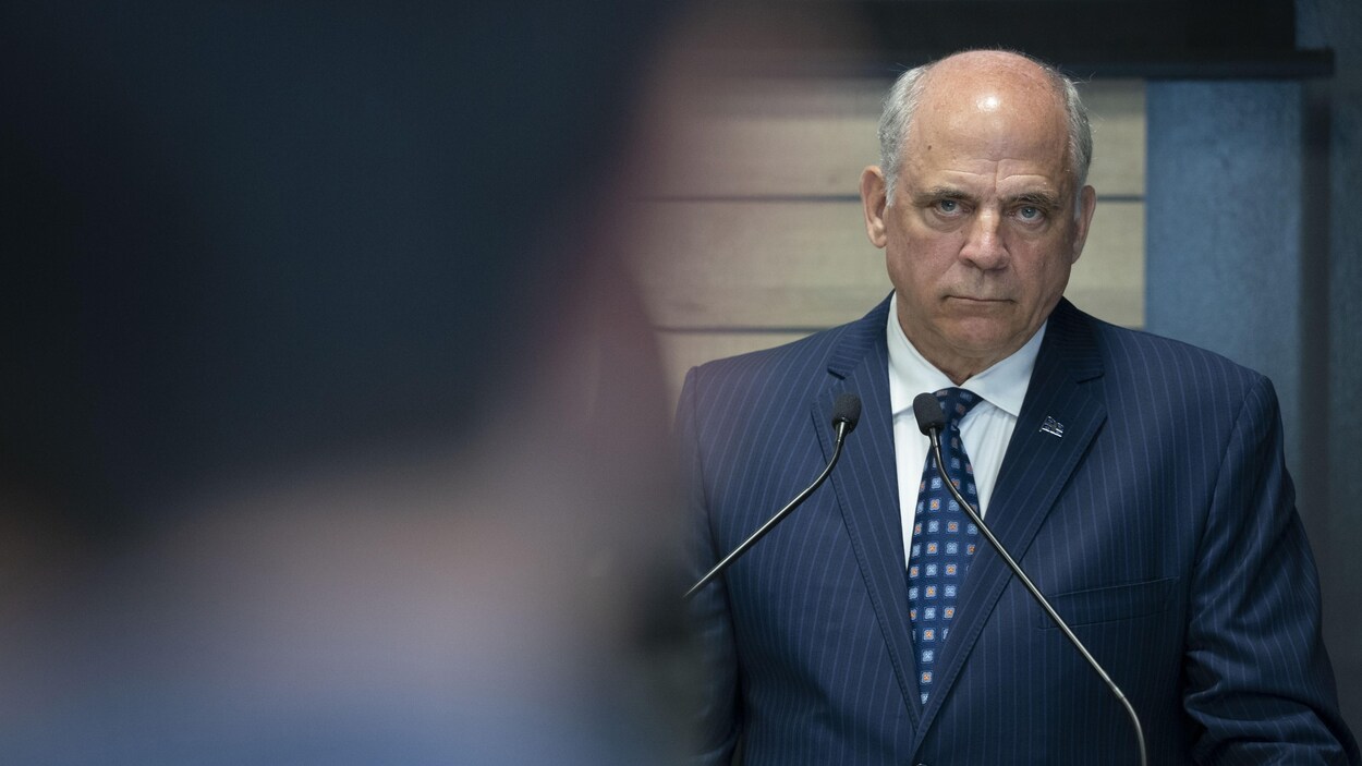 Fitzgibbon répond à un journaliste sur Facebook, la FPJQ demande des ...