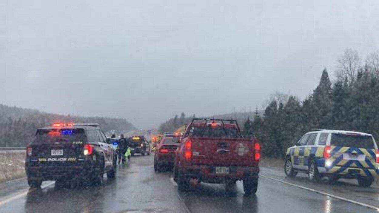 Un Carambolage De Cinq Véhicules Sur La 175 à Saguenay La Route Est