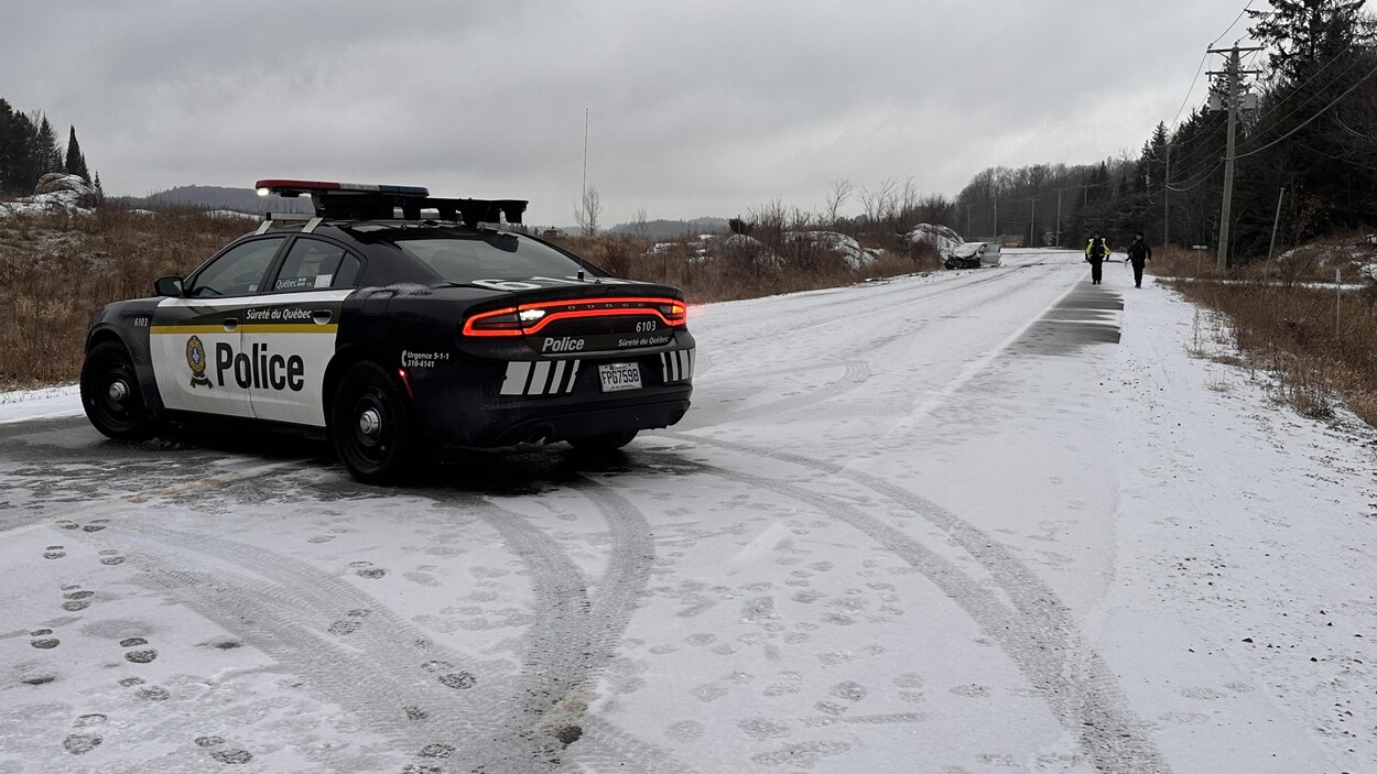 Un mort dans un accident de la route à Chelsea | Radio-Canada