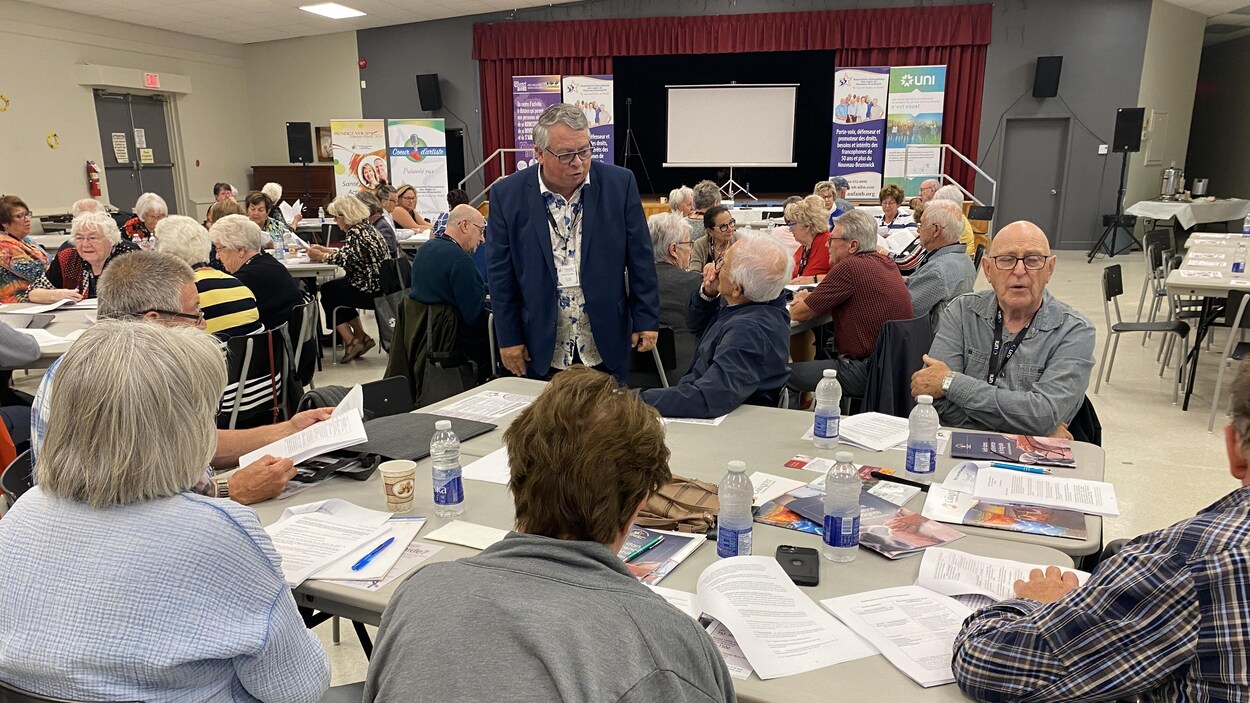 Réunis à Caraquet, des aînés demandent à vieillir dans la dignité ...