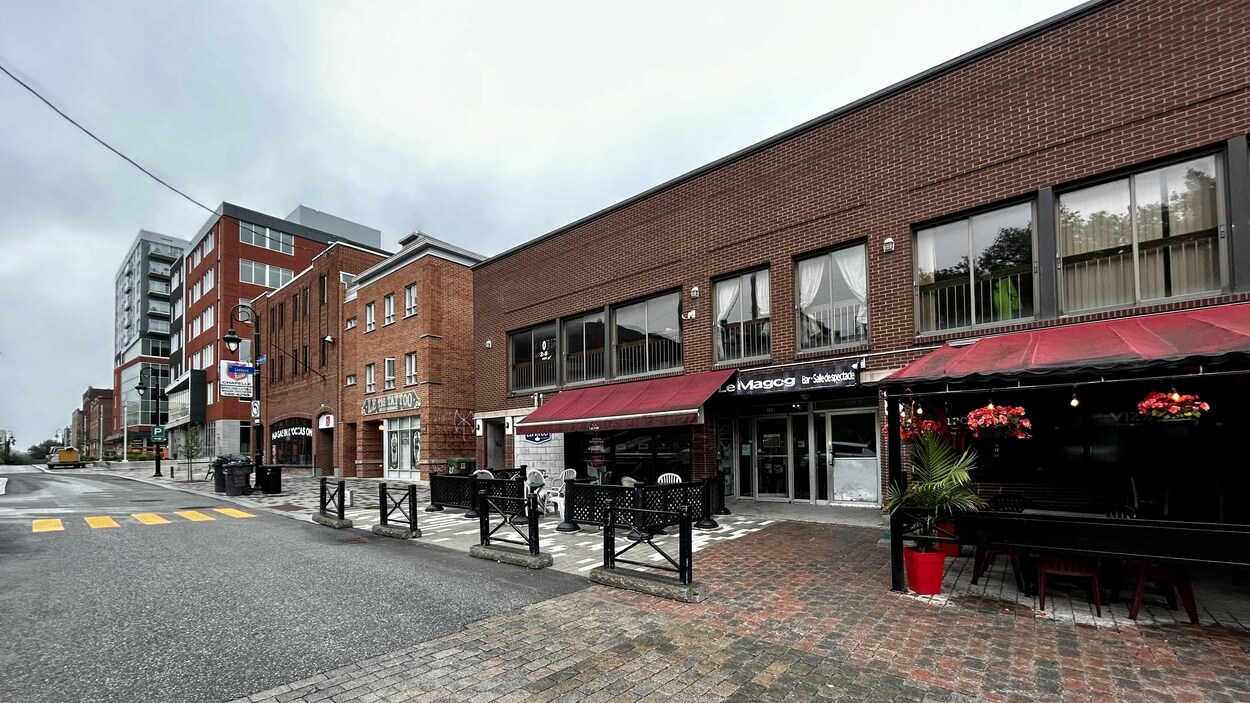 Agression à l’arme blanche au centre-ville de Sherbrooke : la police ...