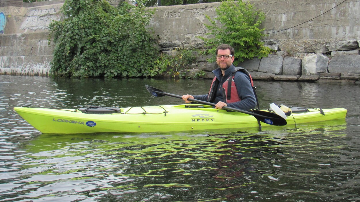 En kayak avec le chef du Parti vert du Québec | Élections Québec 2018 ...