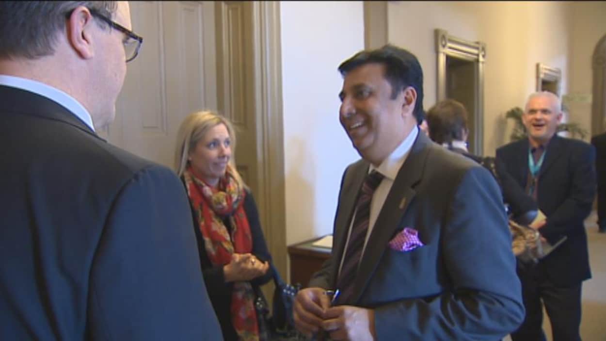 Le propriétaire des foyers de soins fermés de force est visé par ...