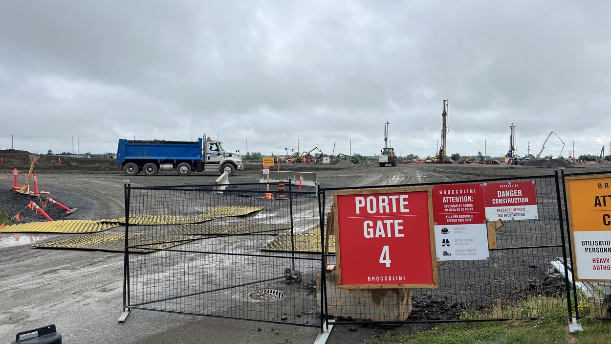 Le plus gros centre de distribution d’Amazon au Canada sera à Ottawa ...