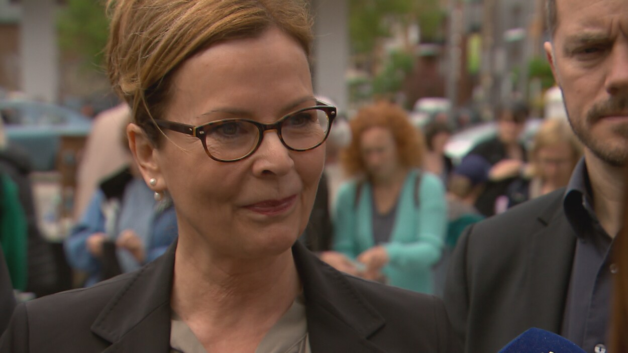 Le pouvoir citoyen est menacé par Labeaume, martèle Anne Guérette ...