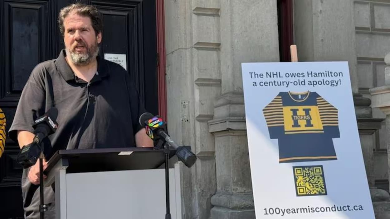 Il demande des excuses à la LNH, 100 ans après la suspension des ...