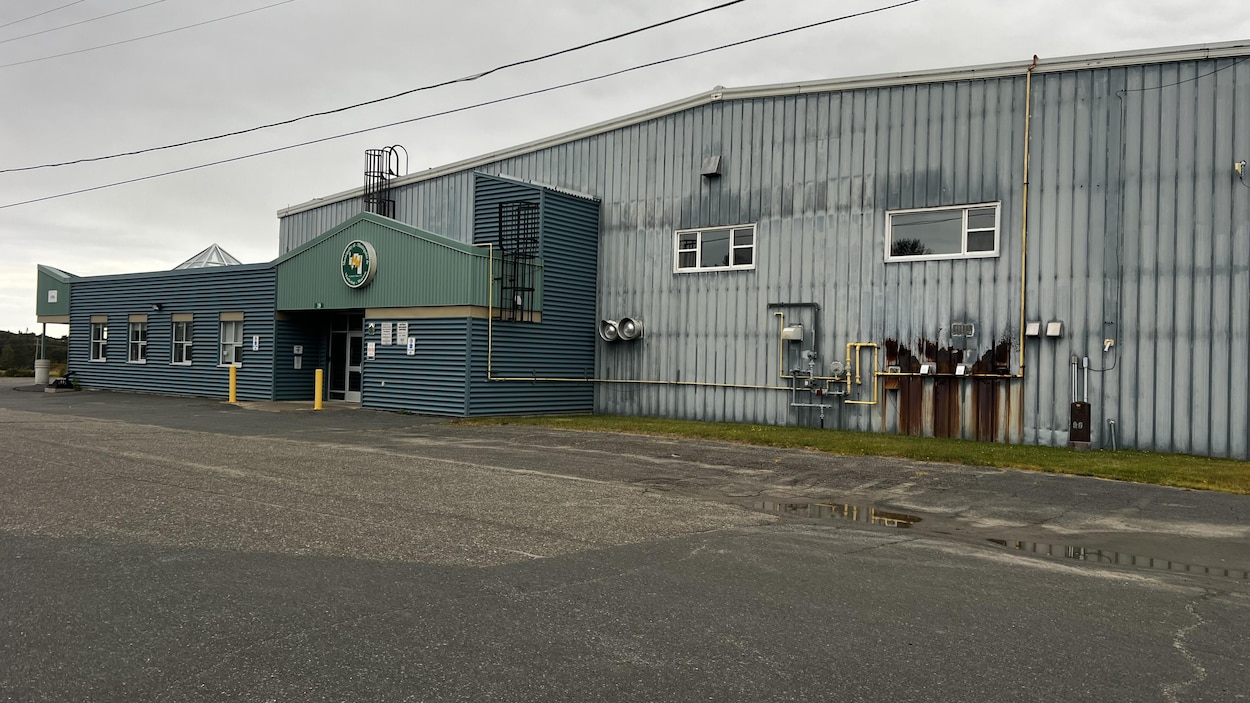 L’aréna de Markstay-Warren fait peau neuve | Radio-Canada