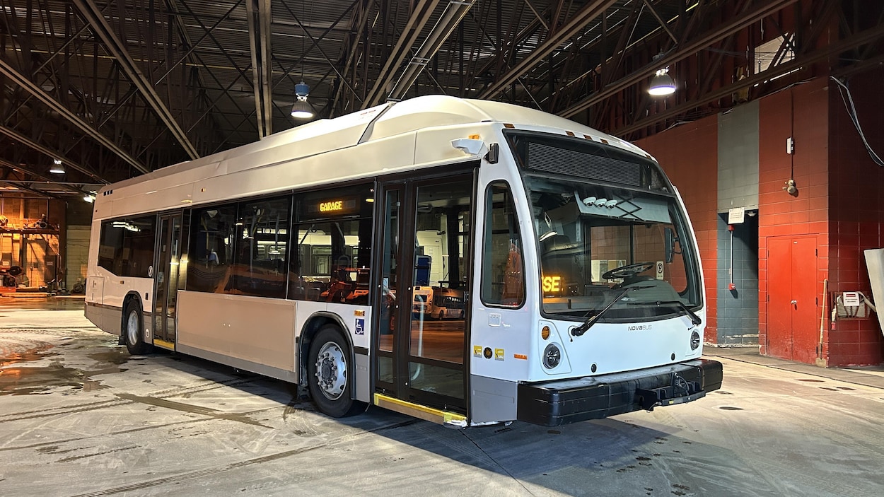 La STS officialise son virage électrique | Radio-Canada