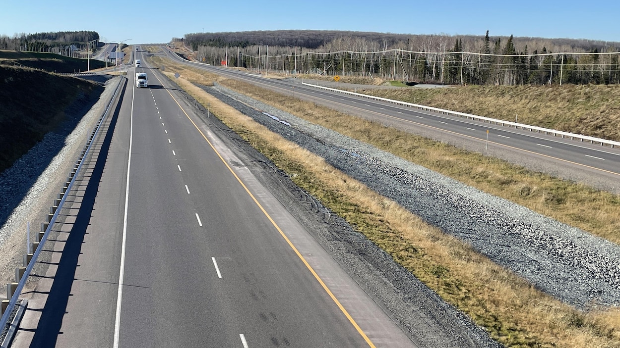 Un nouveau tronçon de l’A-85 mis en service | Radio-Canada.ca