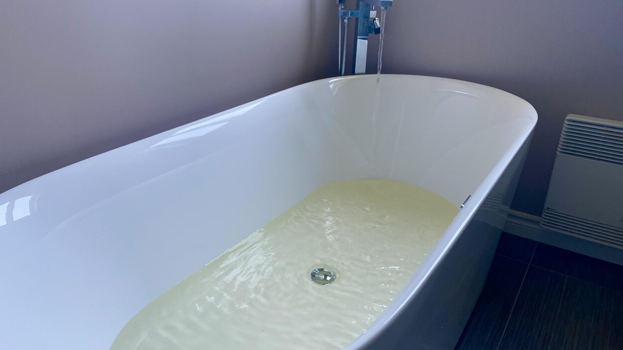Des citoyens de Saint-Boniface dégoûtés par l’eau jaunâtre du robinet ...