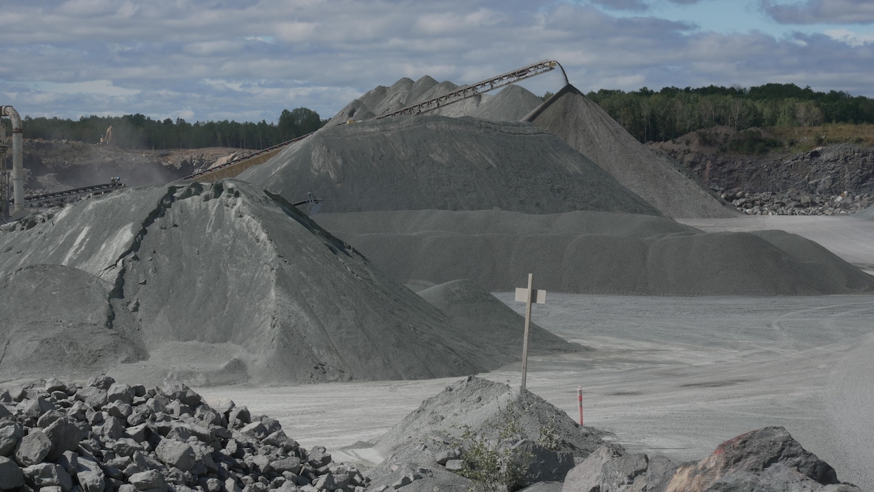 L’attrait du basalte, une roche volcanique, pour développer une ...