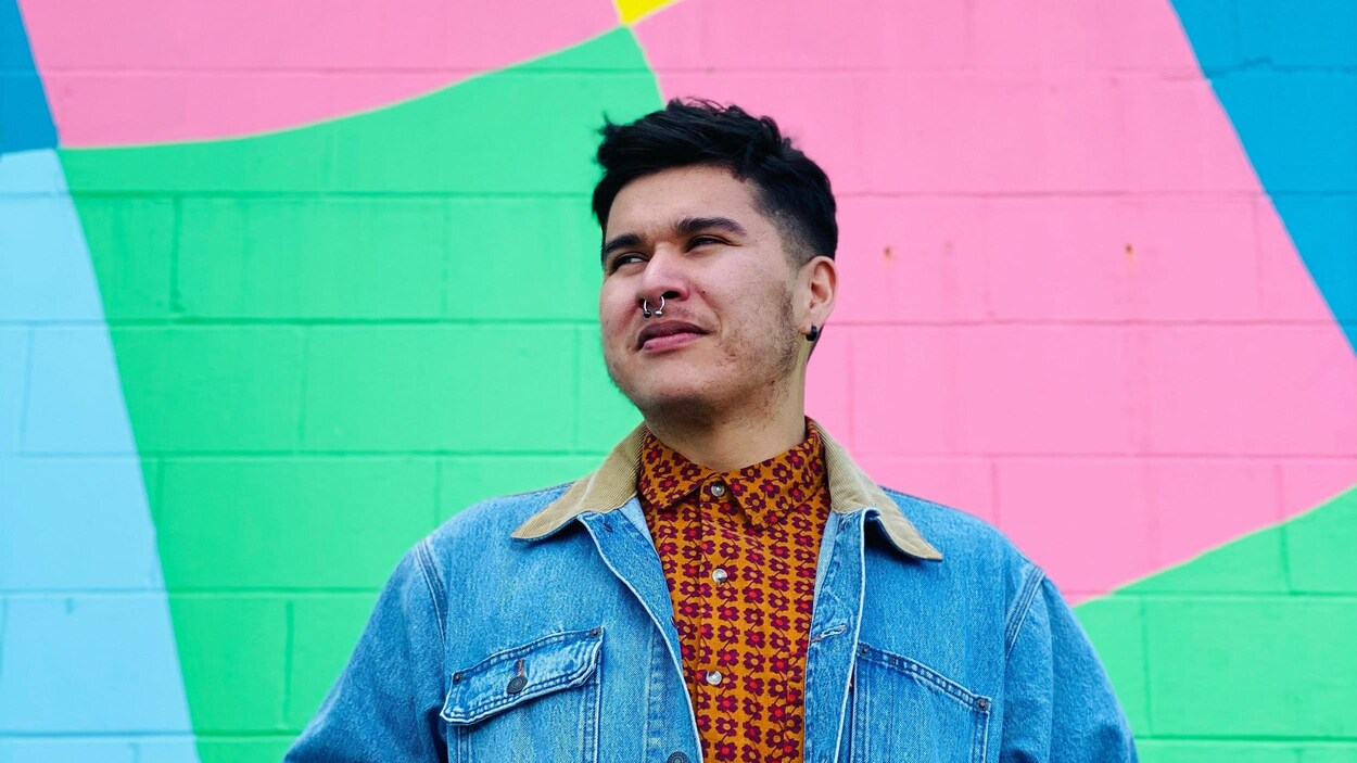 Billy-Ray Belcourt, un auteur à découvrir au Festival des écrivains de ...