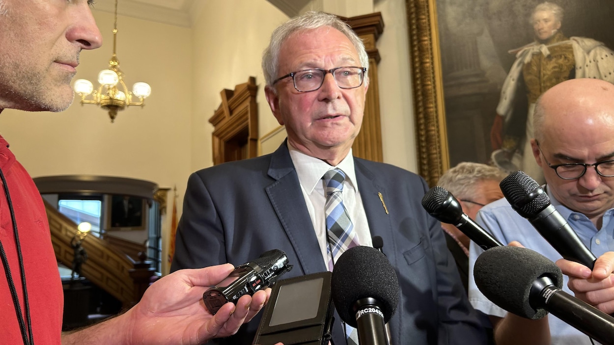 Blaine Higgs relance le dossier du programme d’immersion française ...