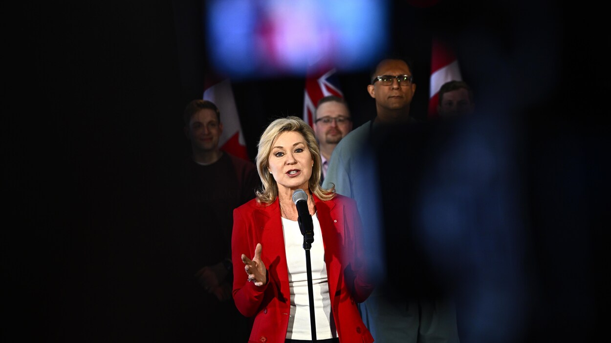 L’avenir politique de la chef libérale ontarienne, Bonnie Crombie, se ...