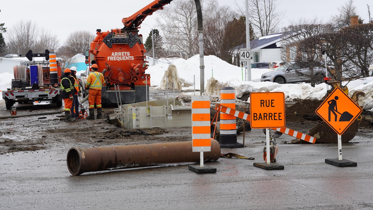 Important bris d’aqueduc à Rimouski : la fuite maintenant colmatée ...