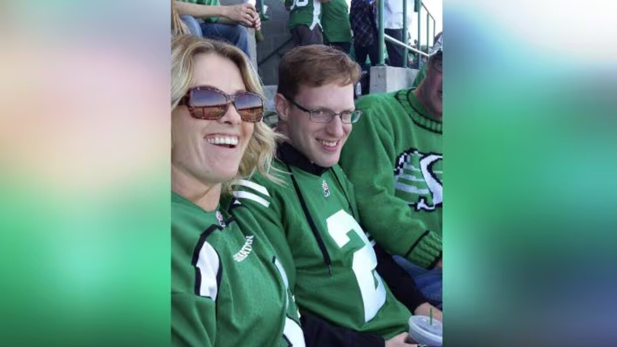 « Quand je les regarde, ils perdent » : un partisan ne suivra plus les ...