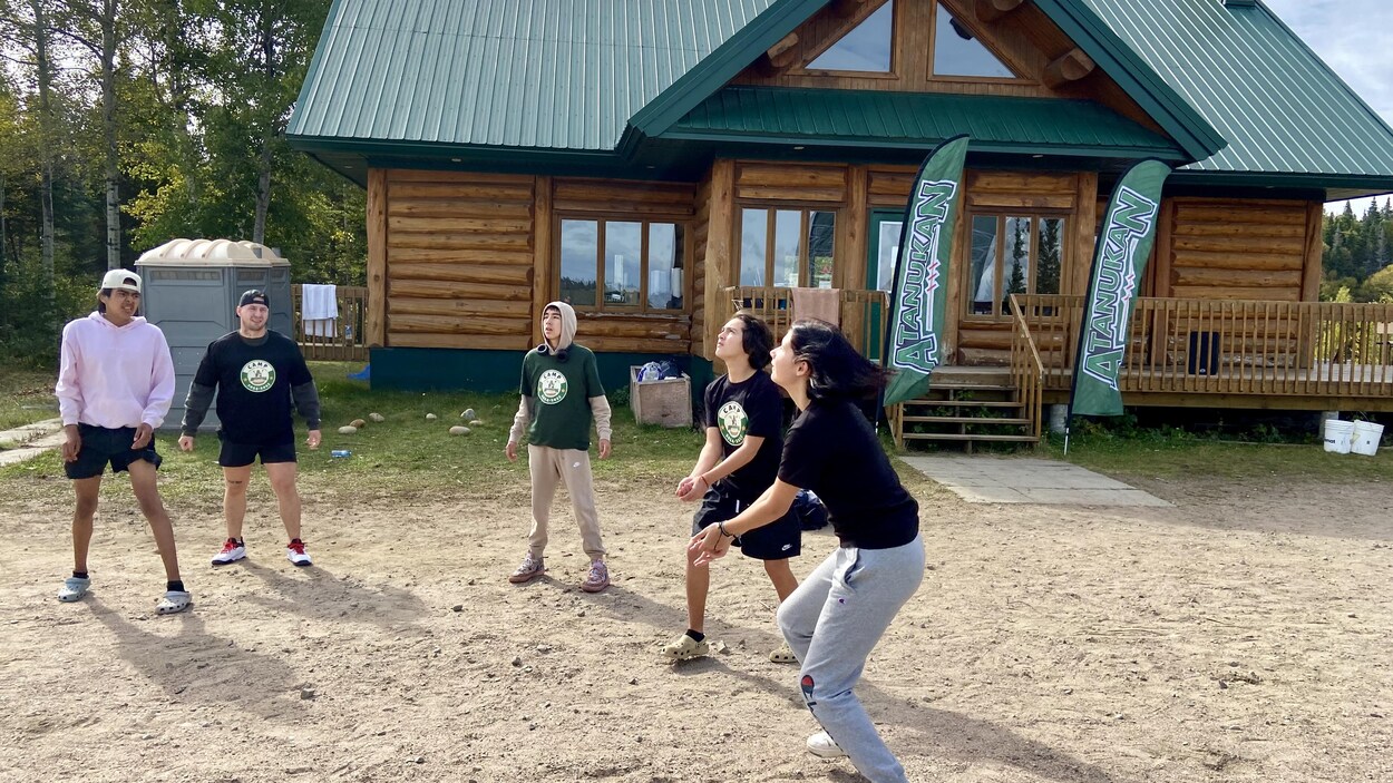 Séjour de réflexion et d’activités pour des élèves de Uashat mak Mani ...