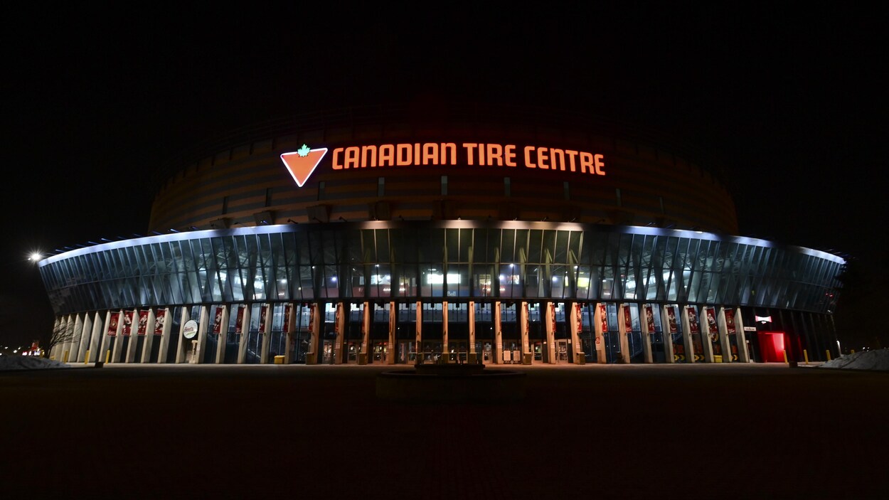 Fini le port du masque au Centre Canadian Tire | Radio-Canada.ca