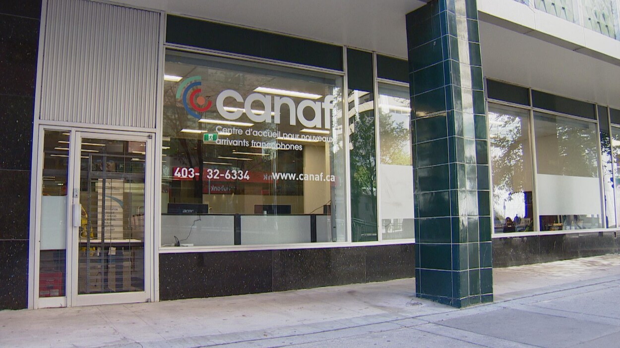 Le CANAF de Calgary ouvre un nouveau centre d’emploi pour les nouveaux ...