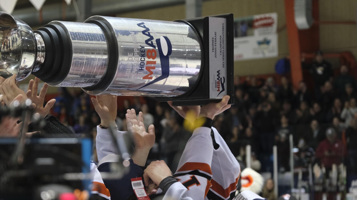 Les Cantonniers remportent un 5e trophée Jimmy-Ferrari en battant les ...