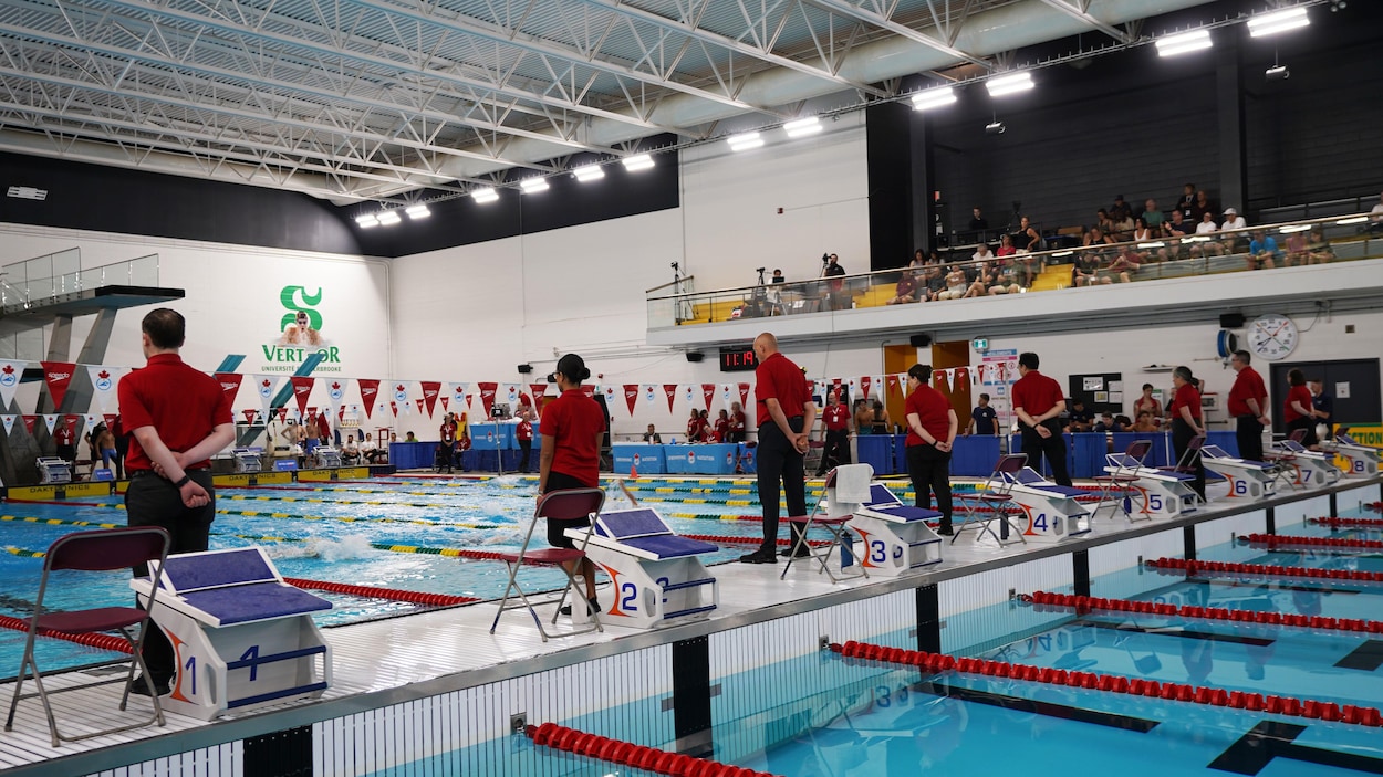 Il pleut des records au Championnat canadien de natation | Radio-Canada