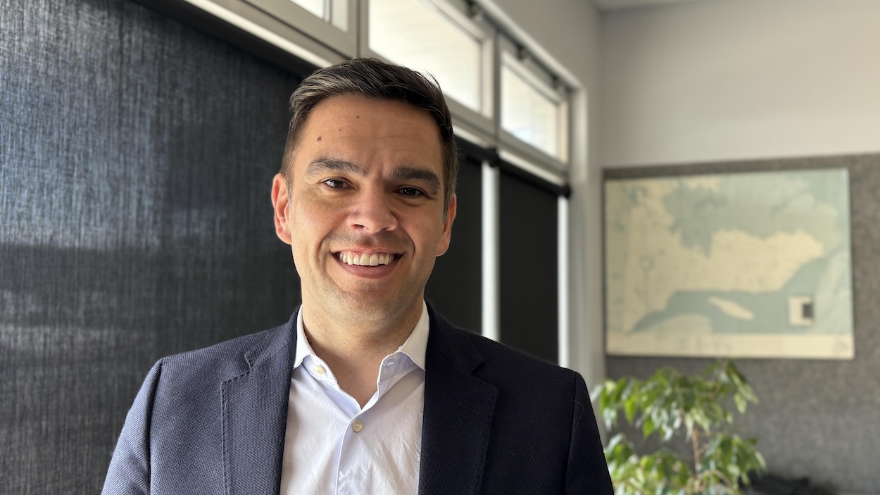 L’accessibilité des services au cœur de la tournée de Charles Milliard ...