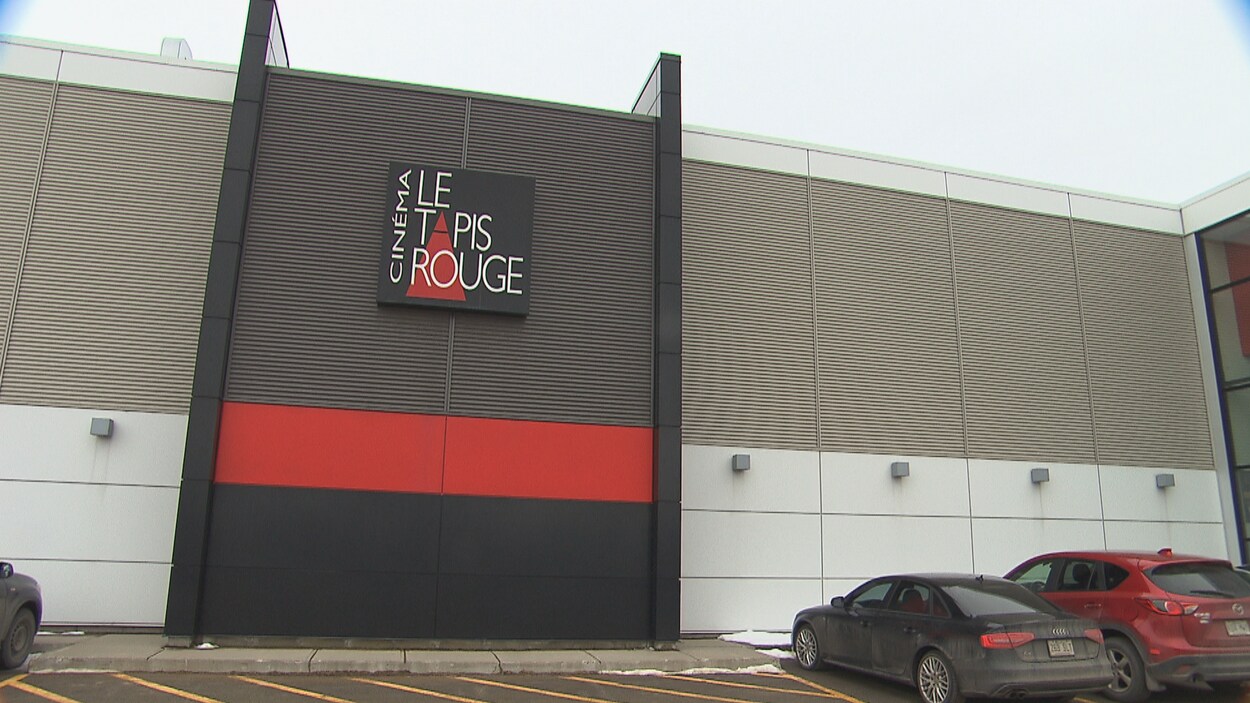 Le cinéma Le Tapis Rouge a le vent dans les voiles | Radio-Canada.ca