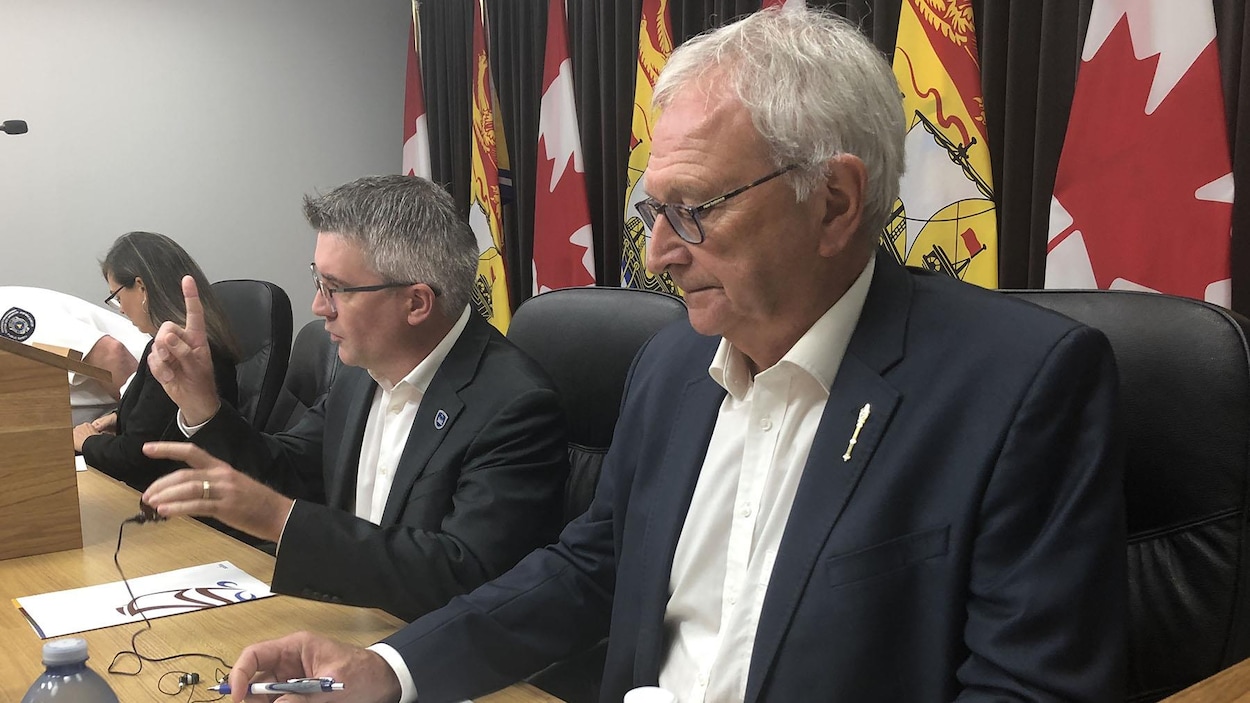 L’opposition se dit prête à un référendum sur Blaine Higgs au prochain ...