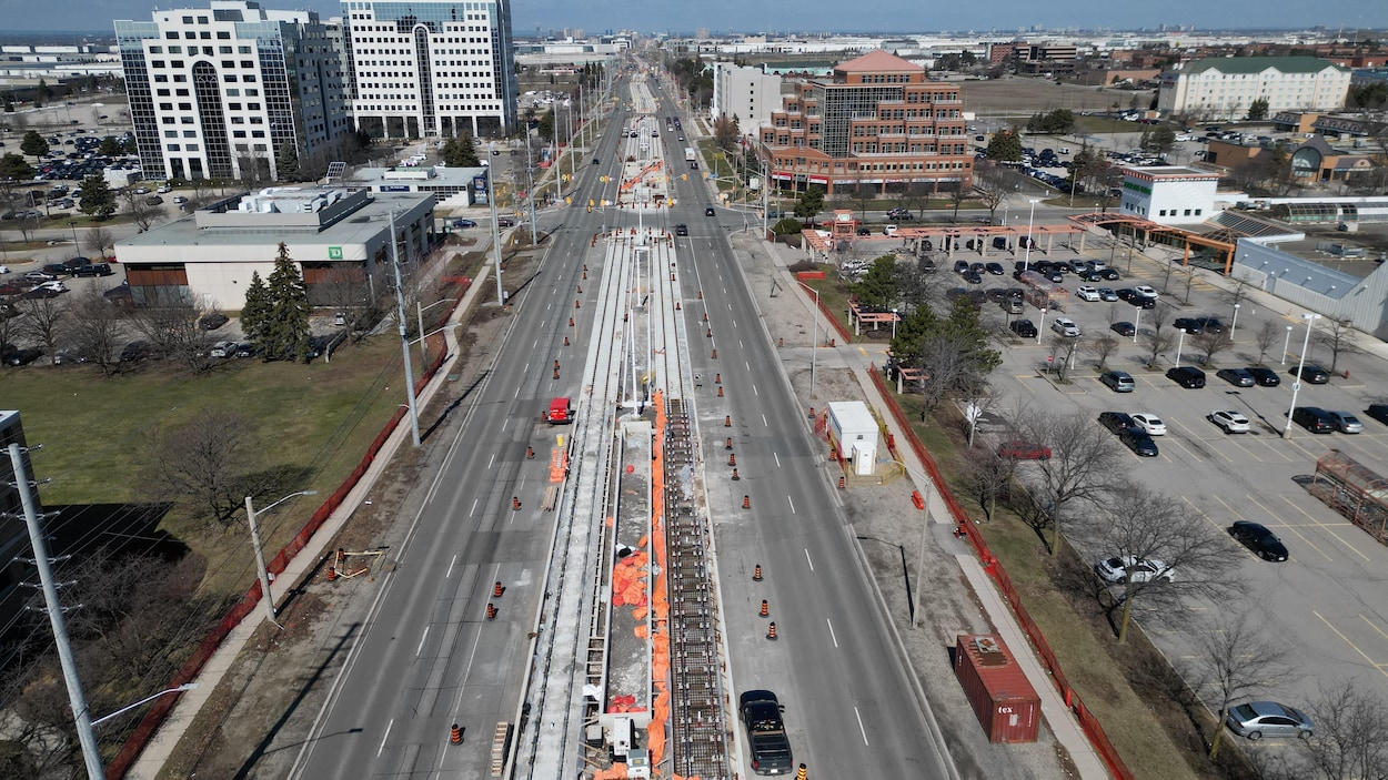 Toujours pas d’échéancier pour le projet de train léger de Mississauga ...