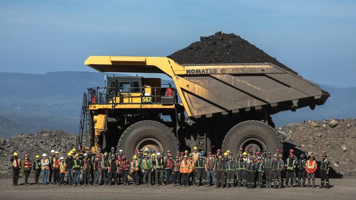 Une mine de charbon sidérurgique en C.-B. rouvre après une fermeture de ...