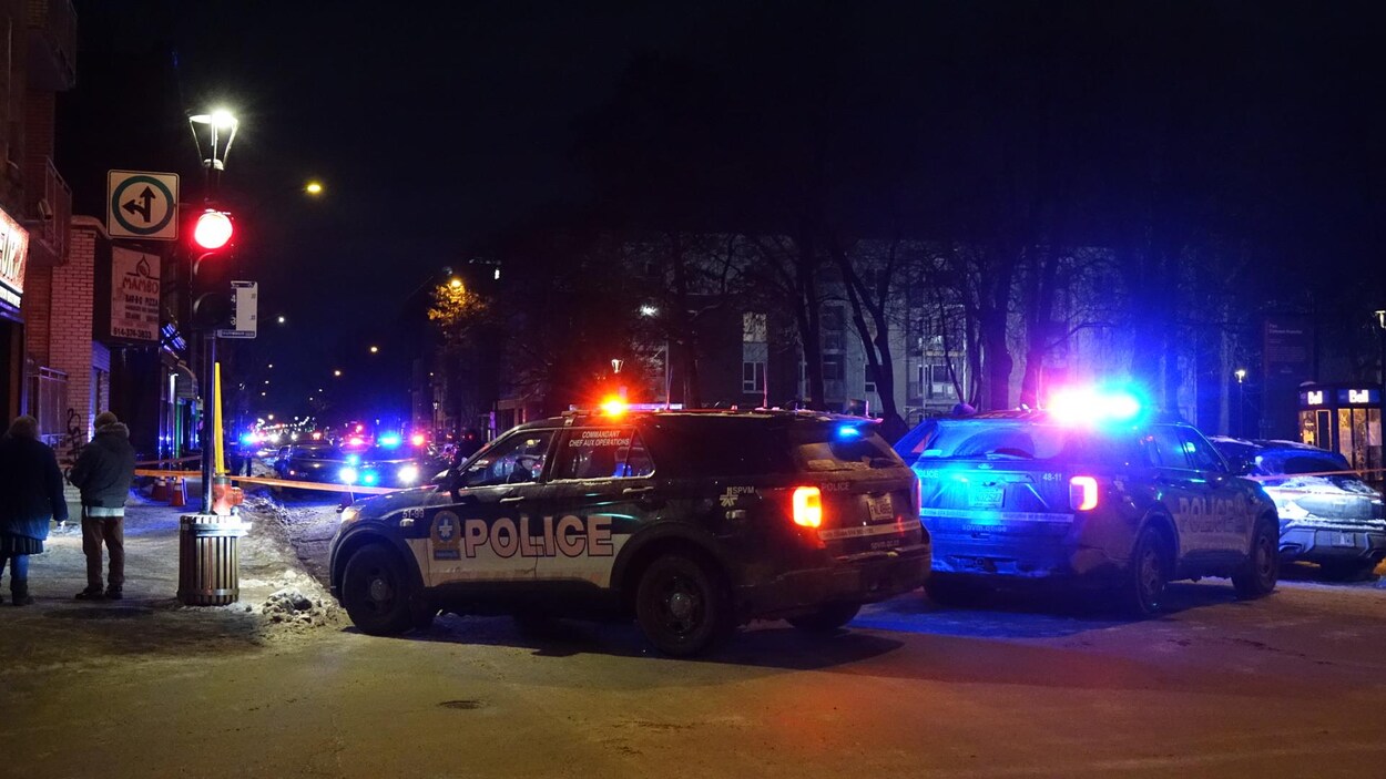 La vitrine du centre de jour de Dopamine brisée par un coup de feu à ...
