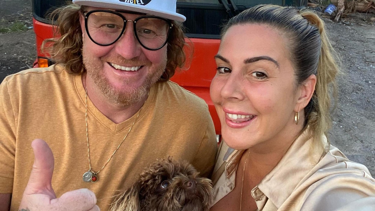 De retour au Québec, le couple gatinois attaqué au Panama se remet ...